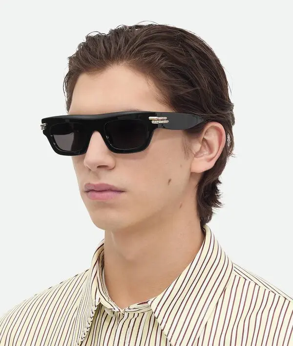Bottega Veneta Rectangle Frame Sunglasses - Black/gray