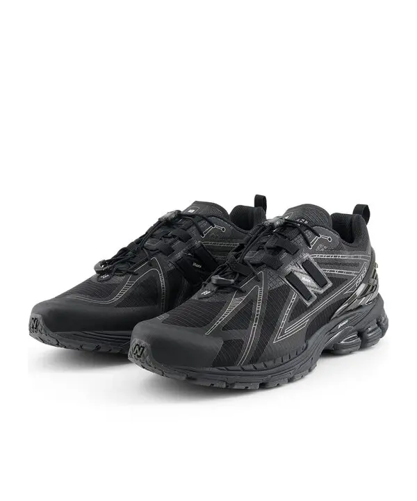NEW BALANCE 1906r Lace-up Sneakers - Black