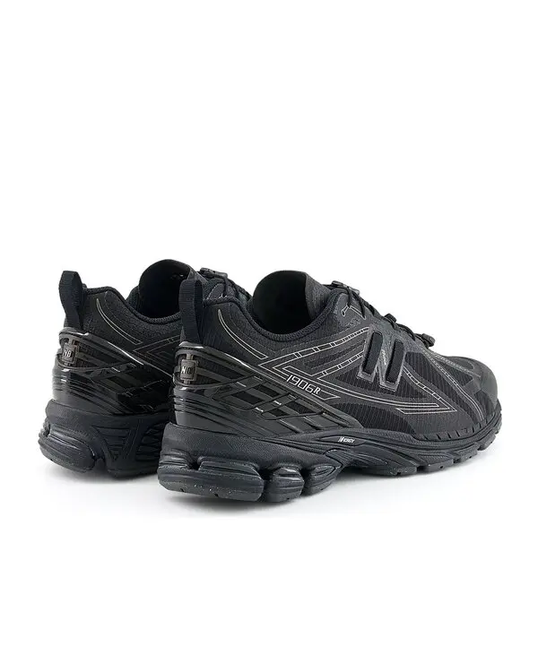 NEW BALANCE 1906r Lace-up Sneakers - Black