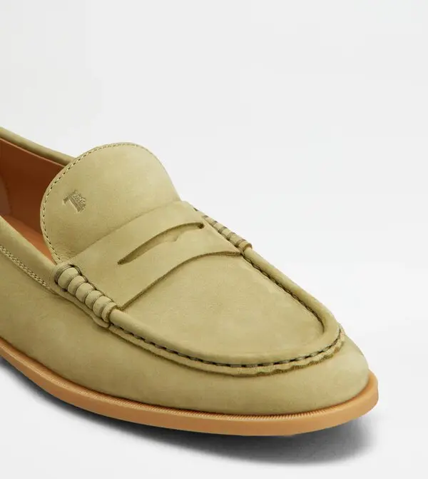 TOD'S Logo Embossed Slip-on Loafers - Green
