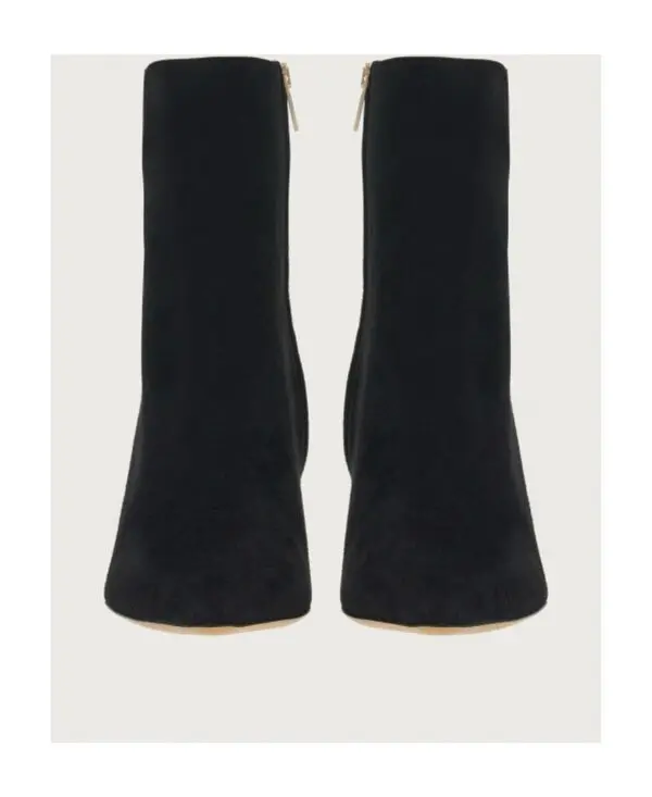 FERRAGAMO 70mm Pointed Toe Zip Up Ankle Boots - Black