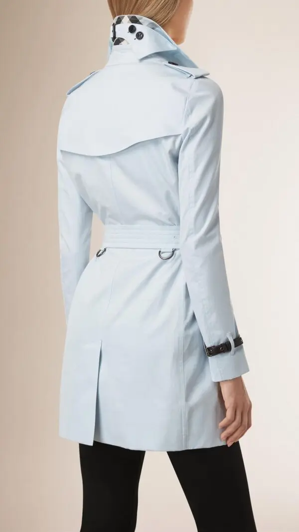 Burberry Double-breasted Trench Coat With Classic Collar
