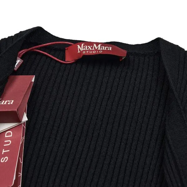 Max Mara Ribbed V-neck Cardigan With Embellished Pockets