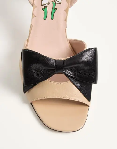 Valentino Garavani Kidskin Bow Detail Sandal 95mm - Sand-colored