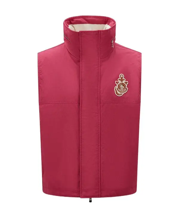 Moncler X Jw Anderson Logo Patch Sleeveless Jacket - Red
