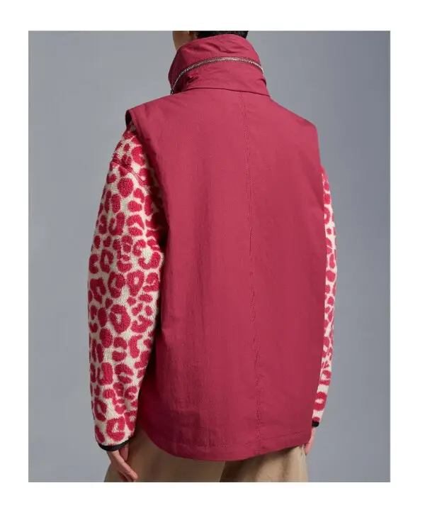 Moncler X Jw Anderson Logo Patch Sleeveless Jacket
