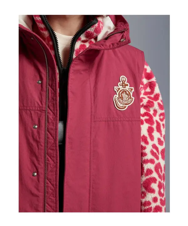 Moncler X Jw Anderson Logo Patch Sleeveless Jacket