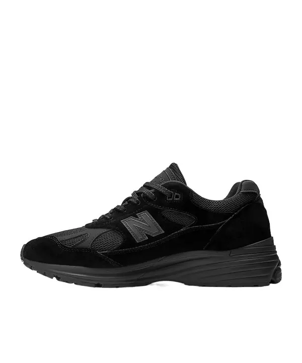 NEW BALANCE 991v2 Lace-up Sneakers - Black