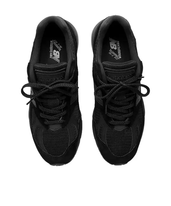 NEW BALANCE 991v2 Lace-up Sneakers - Black