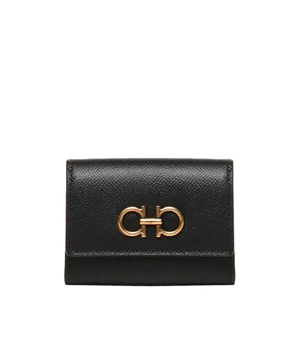 FERRAGAMO Gancini Plaque Tri-fold Wallet - Black