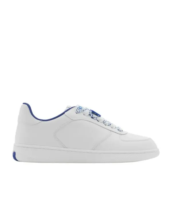 Burberry Round Toe Low Top Sneakers With Equestrian Knight Logo - White