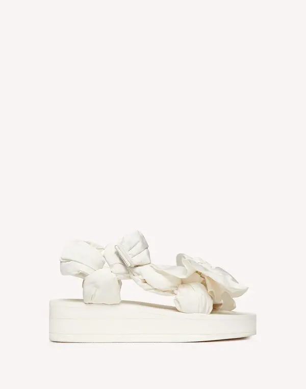 Red Valentino Flatform Open Toe Sandals With Bow Detailing - White