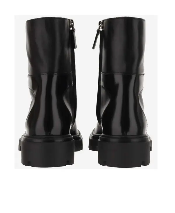 TOD'S Round Toe Zip Up Ankle Boots With Logo Clasp