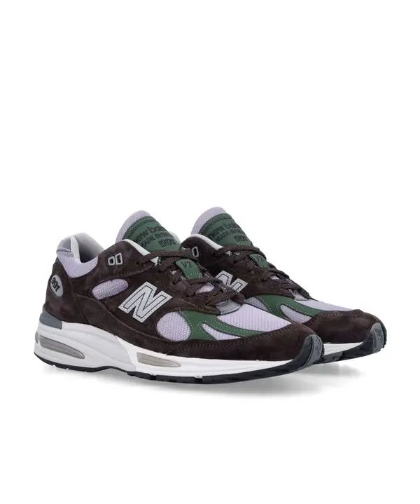 NEW BALANCE 991v2 Lace-up Sneakers - Black