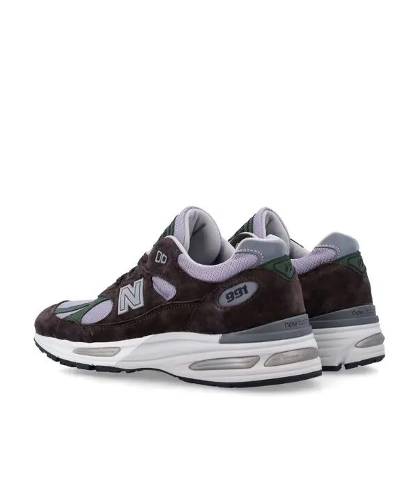NEW BALANCE 991v2 Lace-up Sneakers - Black