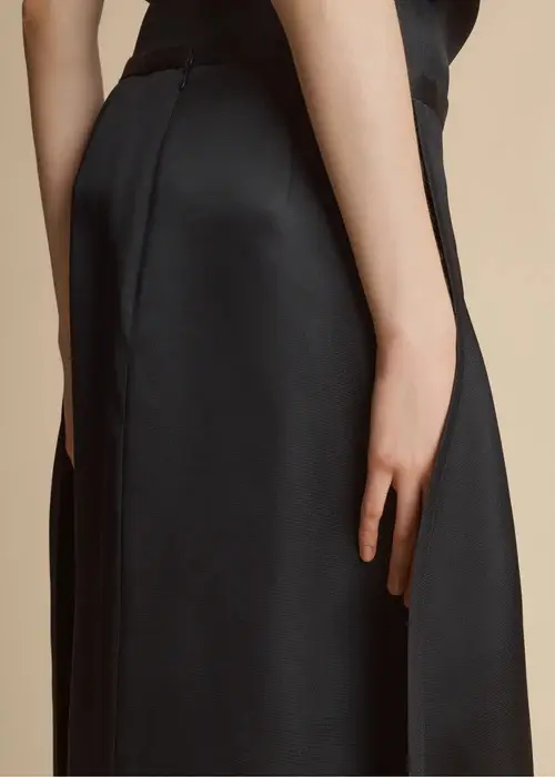 Khaite The Mila Skirt