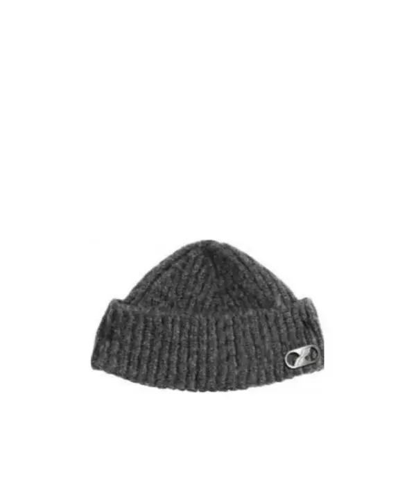 We11Done Logo Beanie - Black