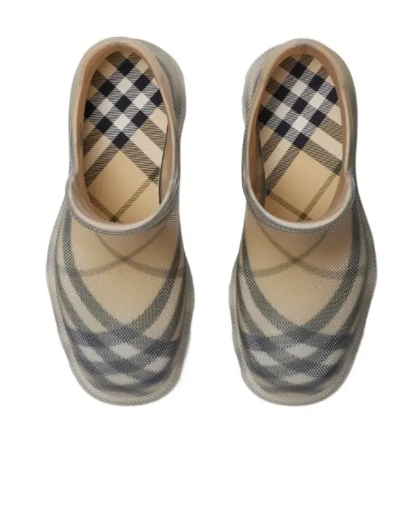 Burberry Checked Pull On Boots - Grain Color