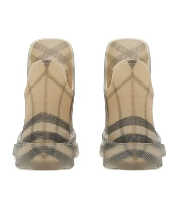 Burberry Checked Pull On Boots - Grain Color