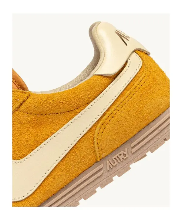 AUTRY Windspin Lace-up Sneakers - Nude