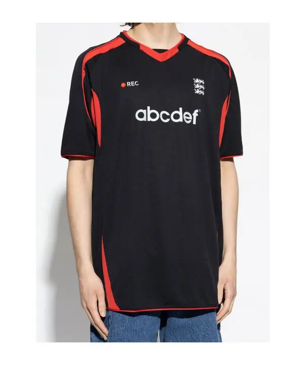 Vetements Short Sleeve V-neck T-shirt