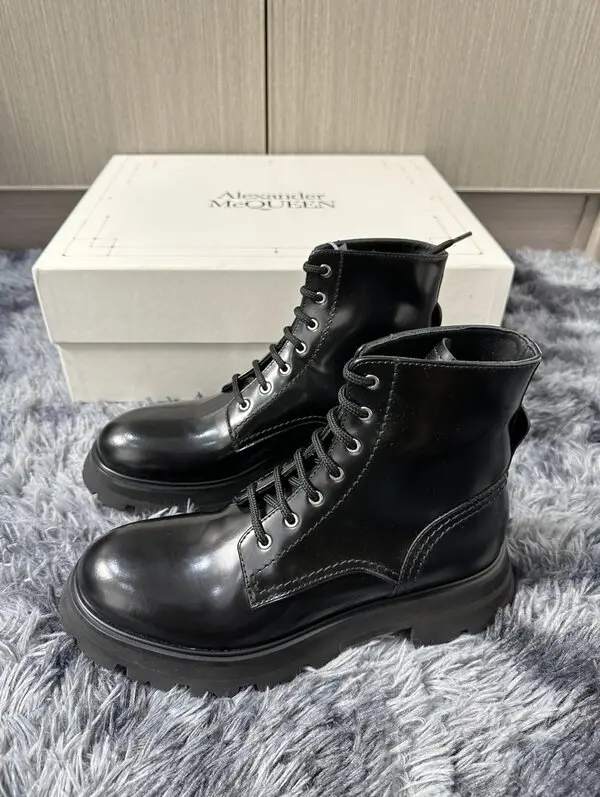 Alexander McQueen Wander Combat Boots