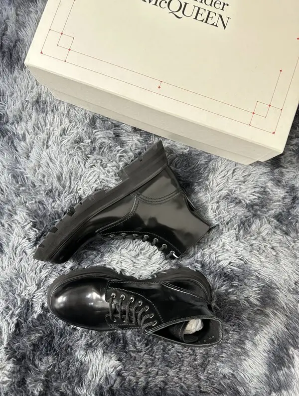 Alexander McQueen Wander Combat Boots