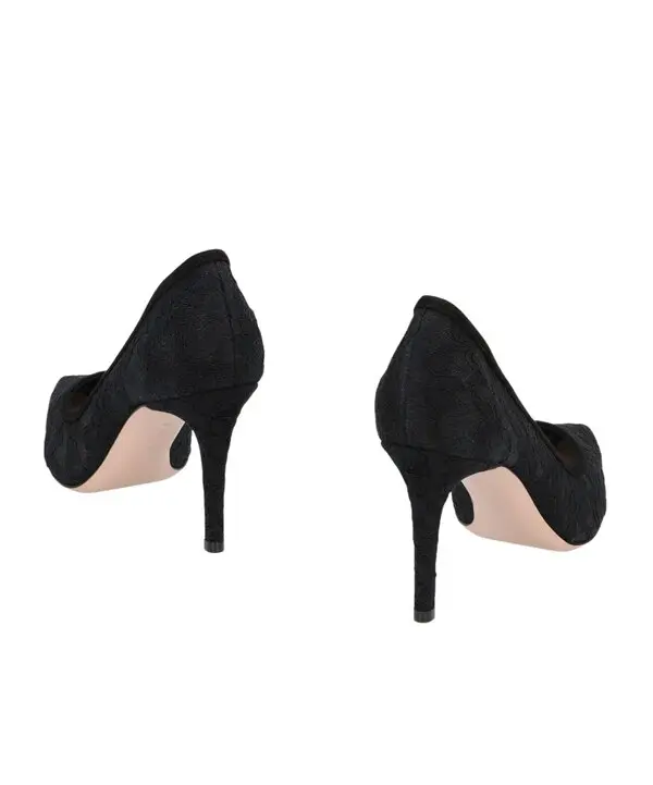 GIANVITO ROSSI Claudia Lace Pumps