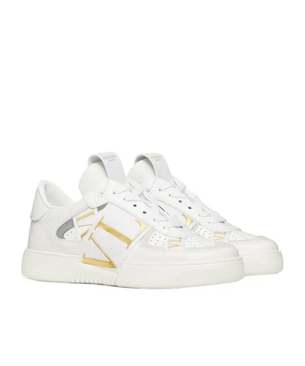 Valentino Garavani Vl7n Round Toe Lace-up Sneakers - White