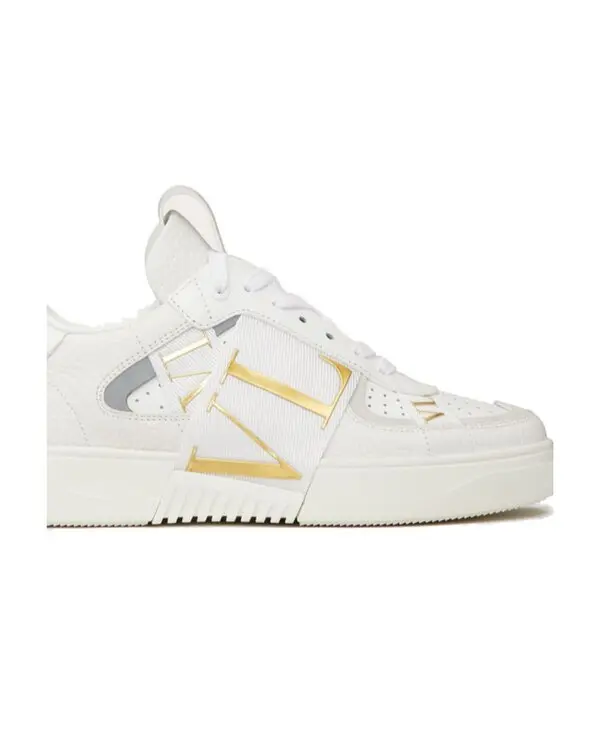 Valentino Garavani Vl7n Round Toe Lace-up Sneakers - White