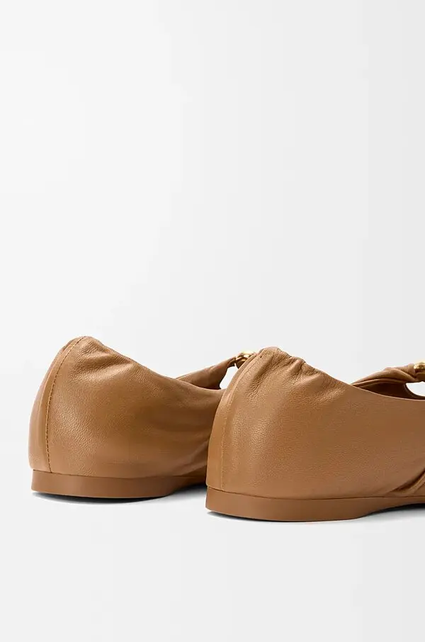 Loewe Pebble Soft Ballerina Flats - Oak