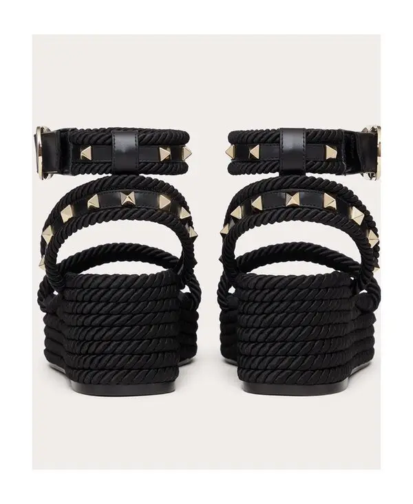 Valentino Garavani Rockstud Open Toe Wedge Sandals - Black