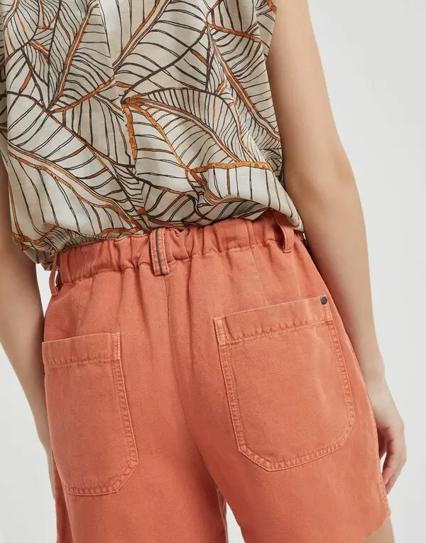 Brunello Cucinelli Pleated Shorts - Nude