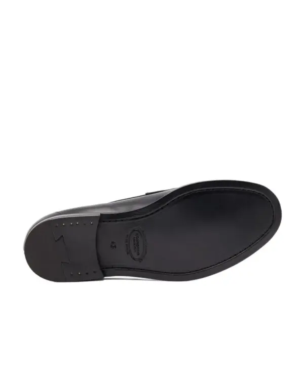 SCAROSSO Austin Round Toe Loafers - Black