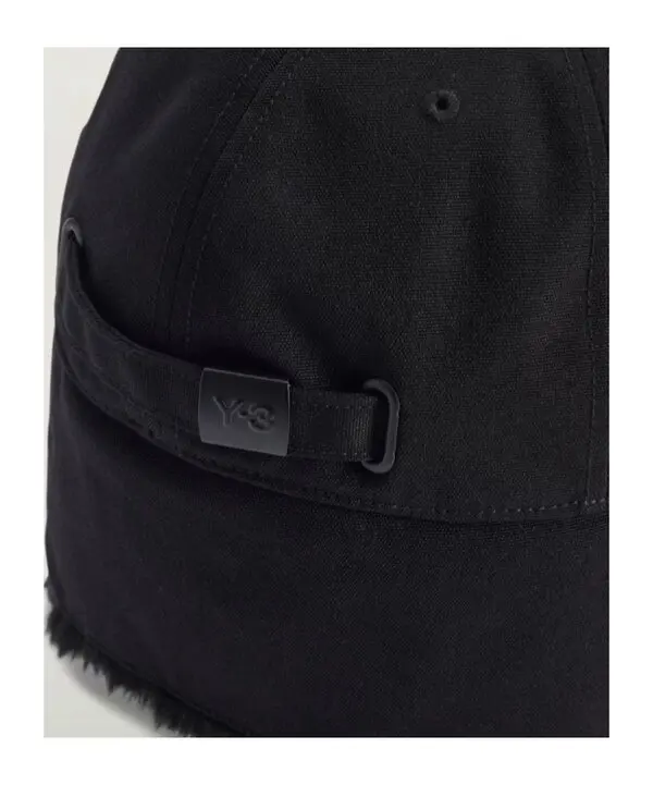Y3 Ear Cap