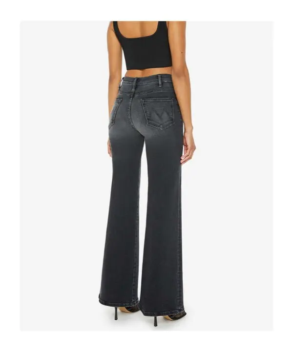 MOTHER The Hustler Roller Sneak Jeans In Wash - Black