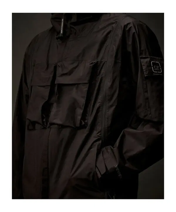 C.P. COMPANY Transformable Hooded Jacket - Black