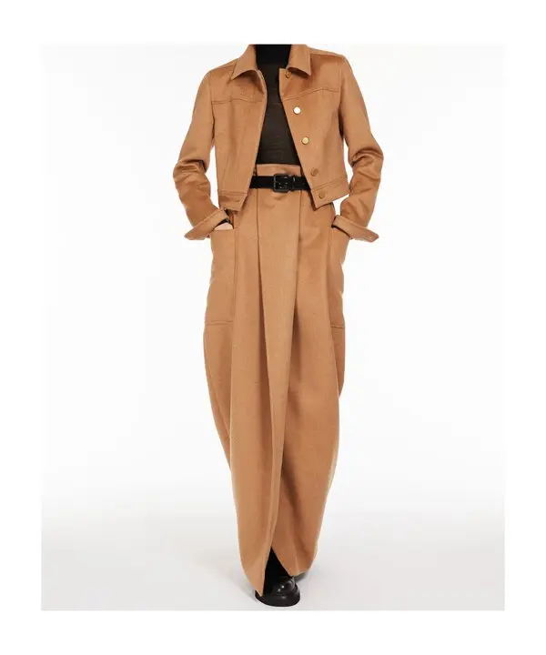 Max Mara Cropped Fitted Jacket With Gold Studs