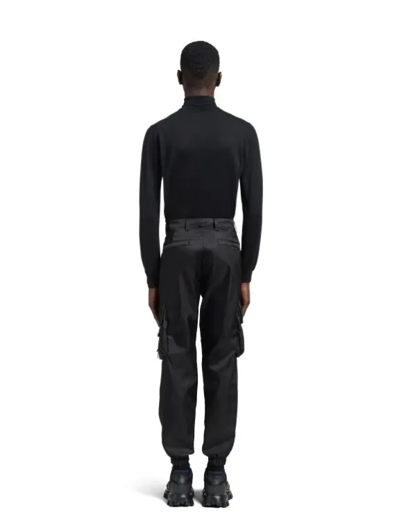 Prada Re-nylon Cargo Pants With Logo Detail - Black