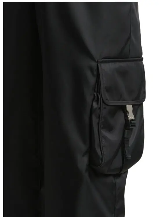 Prada Re-nylon Cargo Pants With Logo Detail - Black