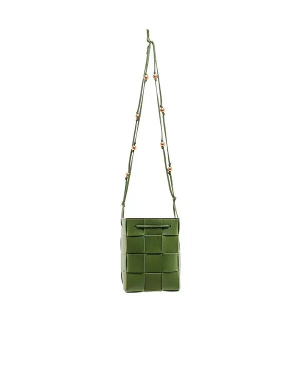 Bottega Veneta Woven Bucket Bag With Knotted Shoulder Straps - Green