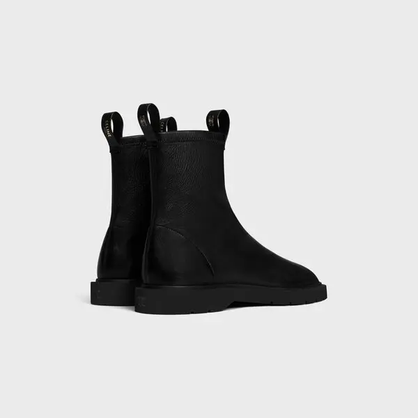 Celine Flow Zipped Boot In Stretch Lambskin - Black