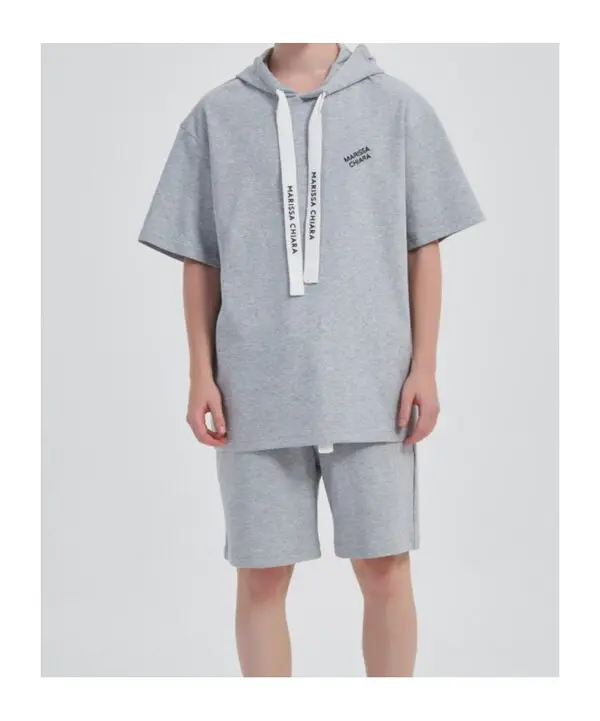 Marissa Chiara Short-sleeved Hooded T-shirt
