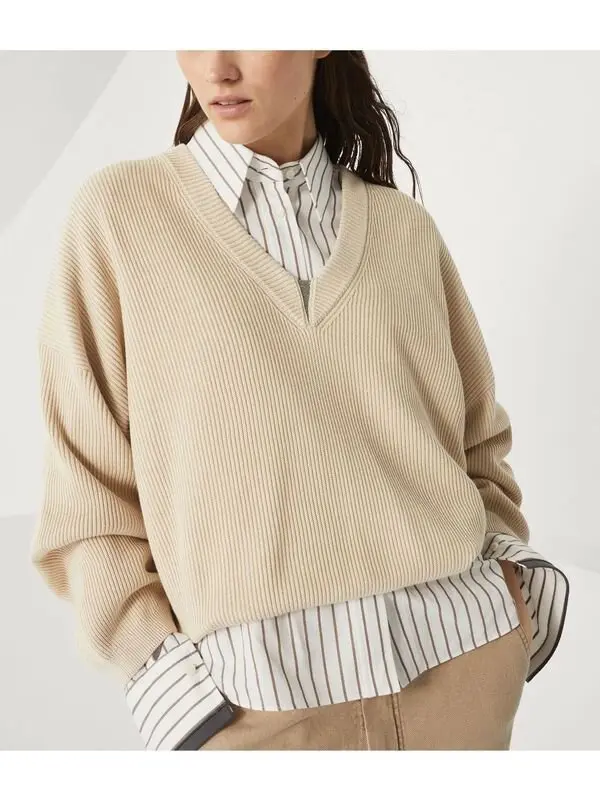 Brunello Cucinelli Monili Embellished V-neck Jumper - Nude