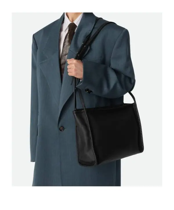 Bottega Veneta Corriere Zipped Messenger Bag
