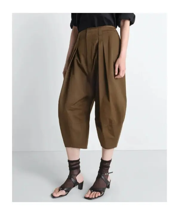 LEMAIRE Pleat Detailed Balloon Bermuda Shorts