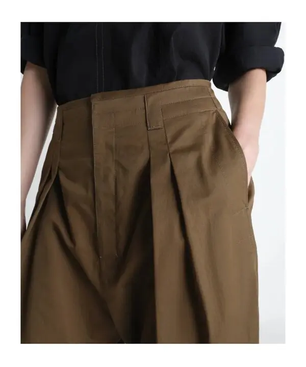 LEMAIRE Pleat Detailed Balloon Bermuda Shorts