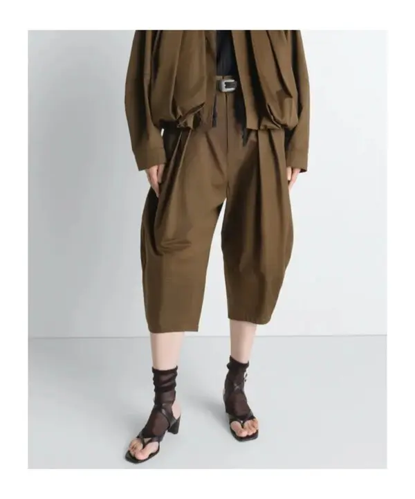 LEMAIRE Pleat Detailed Balloon Bermuda Shorts