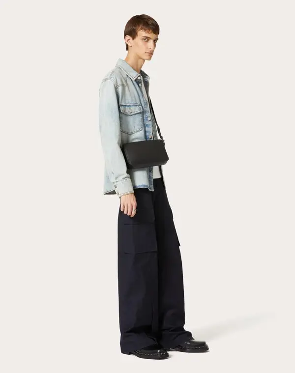 Valentino Garavani Logo Plaque Long-sleeved Denim Shirt - Gray