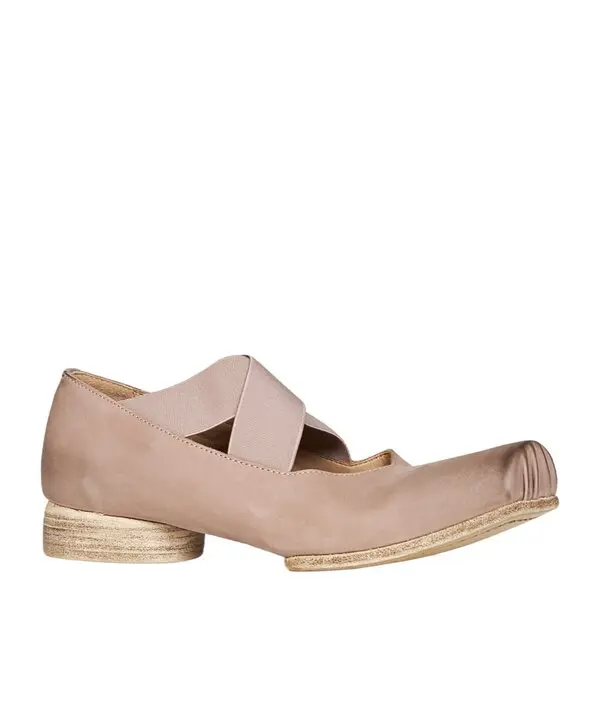 UMA WANG Square-toed Ballet Flats With Criss-cross Strap - Nude